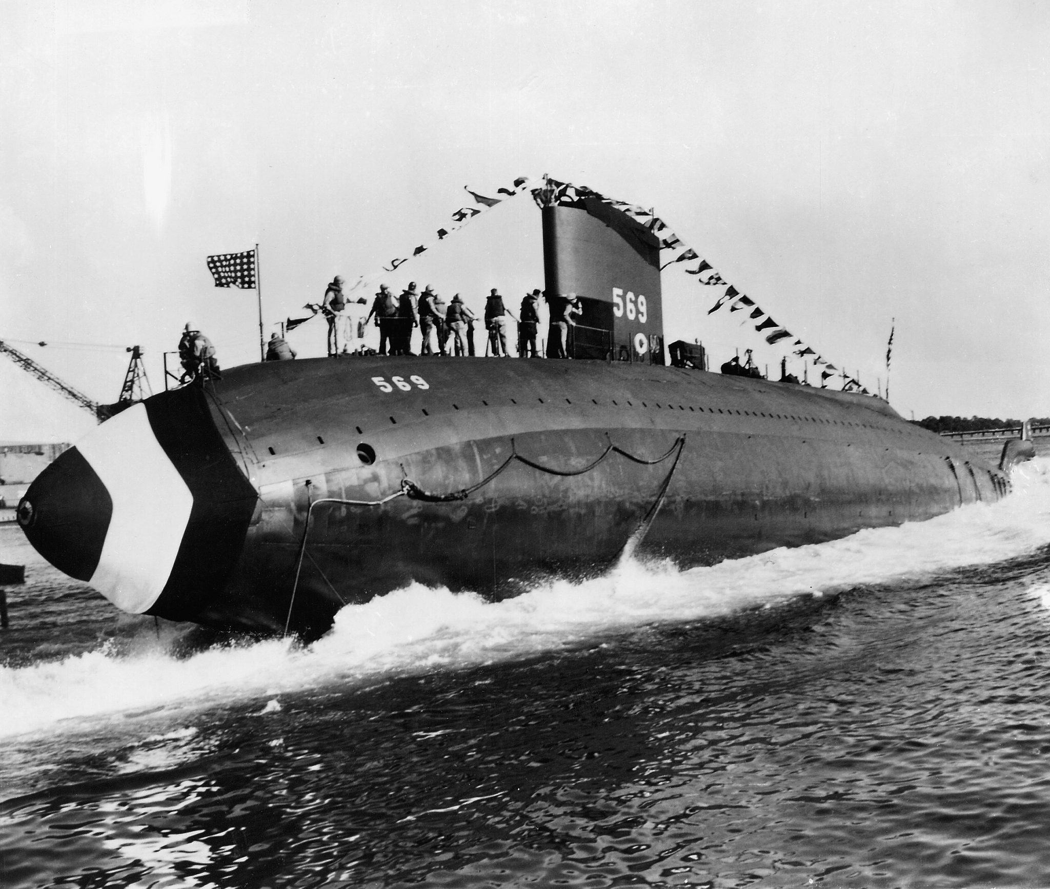 Pioneer of the Modern Submarine Teardrop Hull – USS Albacore SSN-569 ...